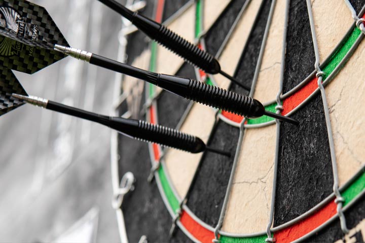 Dartsport – passende Ausrüstung für zu Hause | Mister Wong